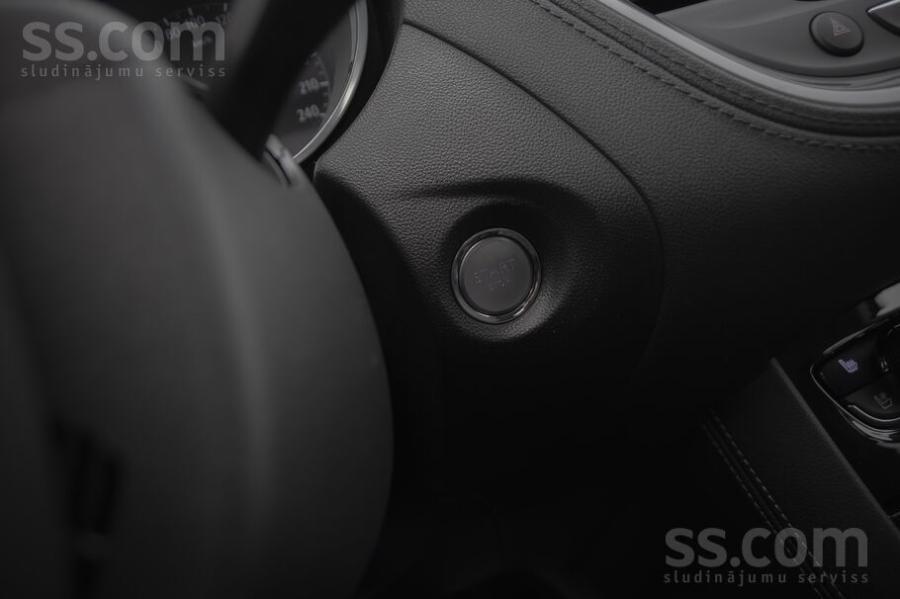 Grey Opel Grandland X 2018 in Tukums, with an engine capacity of 2.00 L and mileage of 201 thousand km for 13490 €, photo 35 on AUTOMOTO.COM.LV