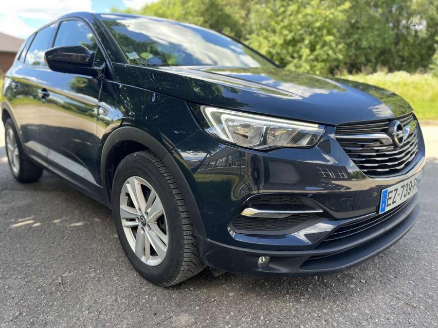 Серый Опель Grandland X 2018 в Таураге, объемом двигателя 1.56 л и пробегом 255 тыс. км за 8500 €, фото 4 на AUTOMOTO.COM.LV