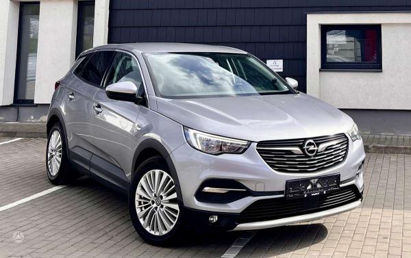 Grey Opel Grandland X 2018 in Kaunas, with an engine capacity of 2.00 L and mileage of 263 thousand km for 9990 €, photo 1 on AUTOMOTO.COM.LV
