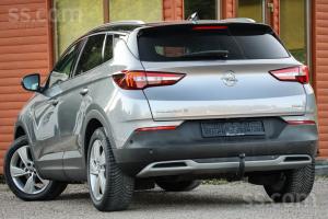 Pelēks Opel Grandland X 2018 Tukums, ar dzinēja tilpumu 1.20 L un nobraukumu 170 tūkst. km par 10590 €, foto 5 vietnē AUTOMOTO.COM.LV