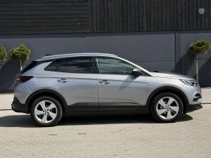 Grey Opel Grandland X 2018 in Siauliai, with an engine capacity of 1.56 L and mileage of 202 thousand km for 9590 €, photo 9 on AUTOMOTO.COM.LV