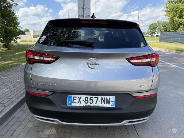Серый Опель Grandland X 2018 в Таураге, объемом двигателя 1.20 л и пробегом 148 тыс. км за 8500 €, фото 6 на AUTOMOTO.COM.LV