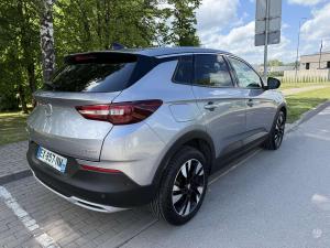 Grey Opel Grandland X 2018 in Taurage, with an engine capacity of 1.20 L and mileage of 148 thousand km for 8500 €, photo 11 on AUTOMOTO.COM.LV