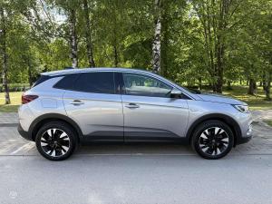 Grey Opel Grandland X 2018 in Taurage, with an engine capacity of 1.20 L and mileage of 148 thousand km for 8500 €, photo 12 on AUTOMOTO.COM.LV
