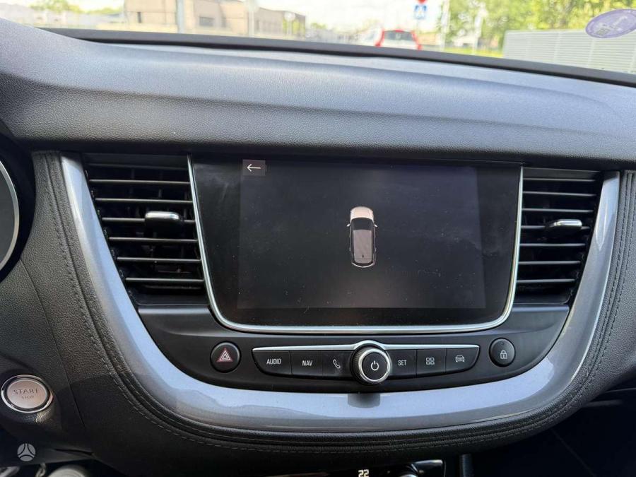 Grey Opel Grandland X 2018 in Taurage, with an engine capacity of 1.20 L and mileage of 148 thousand km for 8500 €, photo 24 on AUTOMOTO.COM.LV