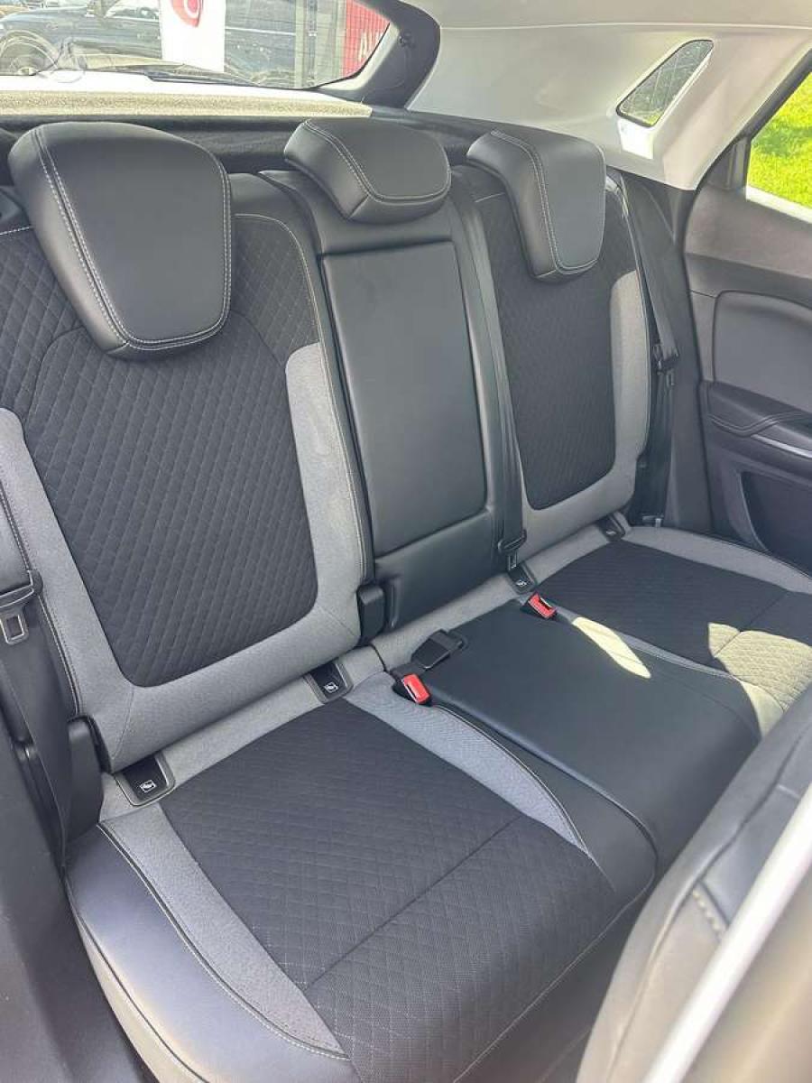 Pelēks Opel Grandland X 2018 Alīta, ar dzinēja tilpumu 1.56 L un nobraukumu 220 tūkst. km par 11980 €, foto 10 vietnē AUTOMOTO.COM.LV