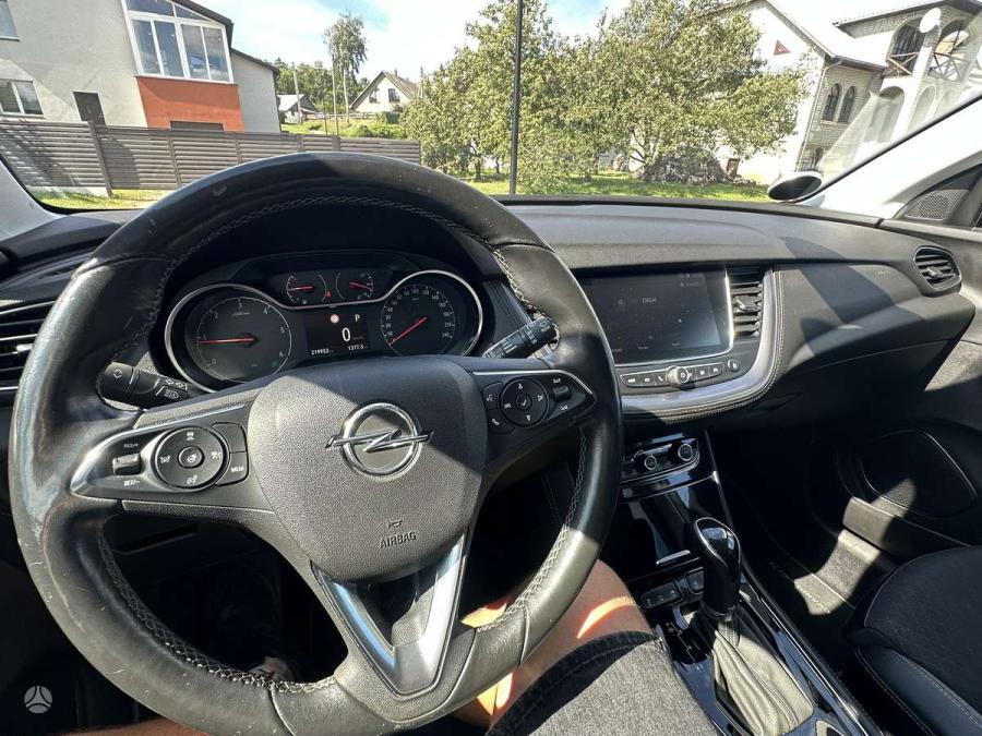 Pelēks Opel Grandland X 2018 Alīta, ar dzinēja tilpumu 1.56 L un nobraukumu 220 tūkst. km par 11980 €, foto 11 vietnē AUTOMOTO.COM.LV