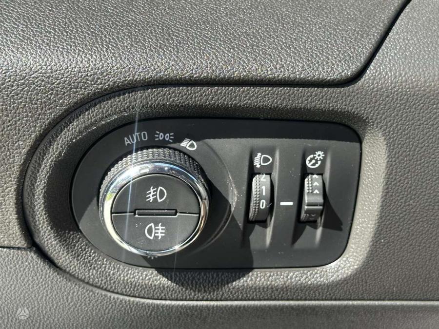 Pelēks Opel Grandland X 2018 Alīta, ar dzinēja tilpumu 1.56 L un nobraukumu 220 tūkst. km par 11980 €, foto 14 vietnē AUTOMOTO.COM.LV