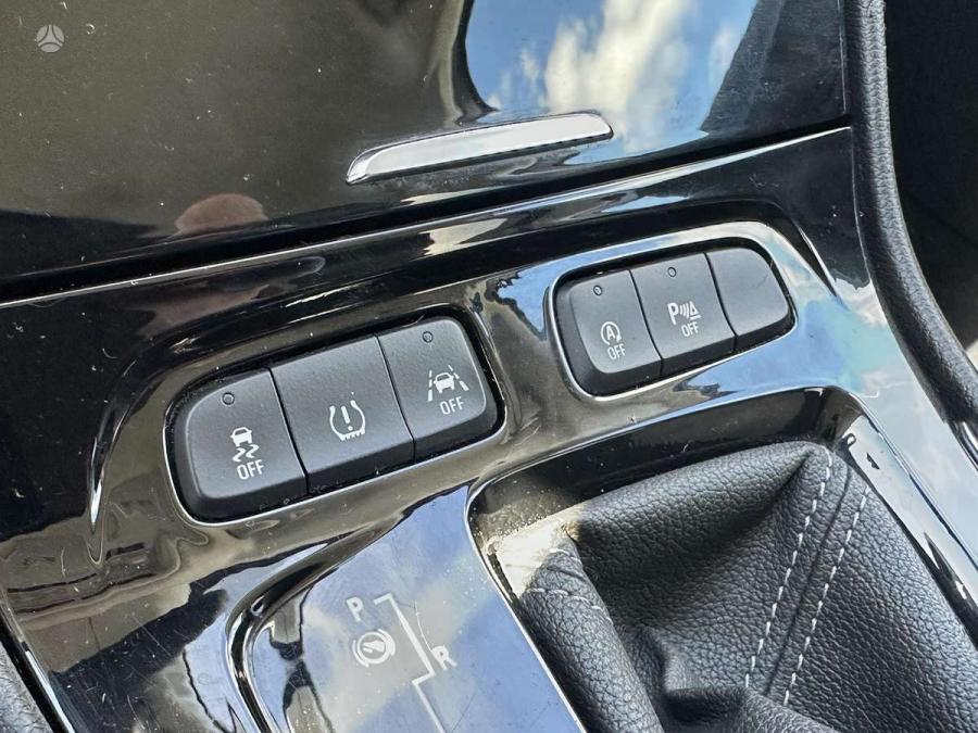 Pelēks Opel Grandland X 2018 Alīta, ar dzinēja tilpumu 1.56 L un nobraukumu 220 tūkst. km par 11980 €, foto 17 vietnē AUTOMOTO.COM.LV
