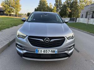 Grey Opel Grandland X 2018 in Taurage, with an engine capacity of 1.20 L and mileage of 148 thousand km for 8500 €, photo 4 on AUTOMOTO.COM.LV