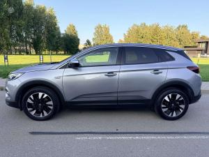 Grey Opel Grandland X 2018 in Taurage, with an engine capacity of 1.20 L and mileage of 148 thousand km for 8500 €, photo 5 on AUTOMOTO.COM.LV
