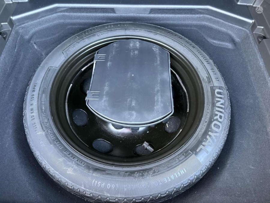 Grey Opel Grandland X 2018 in Taurage, with an engine capacity of 1.20 L and mileage of 148 thousand km for 8500 €, photo 9 on AUTOMOTO.COM.LV