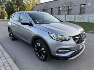 Grey Opel Grandland X 2018 in Taurage, with an engine capacity of 1.20 L and mileage of 148 thousand km for 8500 €, photo 13 on AUTOMOTO.COM.LV
