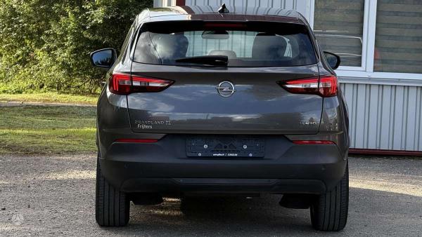 Grey Opel Grandland X 2018 in Ukmerge, with an engine capacity of 1.20 L and mileage of 213 thousand km for 9250 €, photo 7 on AUTOMOTO.COM.LV