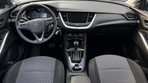 Grey Opel Grandland X 2018 in Ukmerge, with an engine capacity of 1.20 L and mileage of 213 thousand km for 9250 €, photo 17 on AUTOMOTO.COM.LV