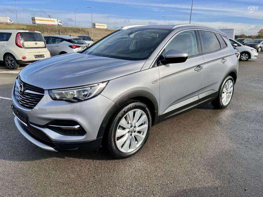 Grey Opel Grandland X 2019 in Marijampole, with an engine capacity of 1.50 L and mileage of 188 thousand km for 13915 €, photo 4 on AUTOMOTO.COM.LV