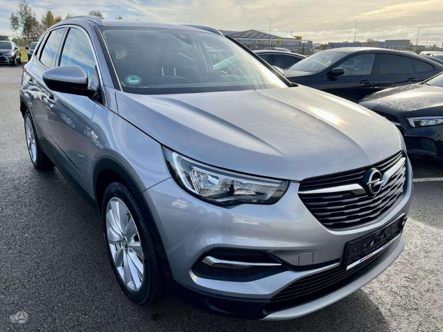 Grey Opel Grandland X 2019 in Marijampole, with an engine capacity of 1.50 L and mileage of 188 thousand km for 13915 €, photo 13 on AUTOMOTO.COM.LV