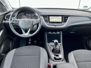 Grey Opel Grandland X 2019 in Marijampole, with an engine capacity of 1.50 L and mileage of 188 thousand km for 13915 €, photo 17 on AUTOMOTO.COM.LV