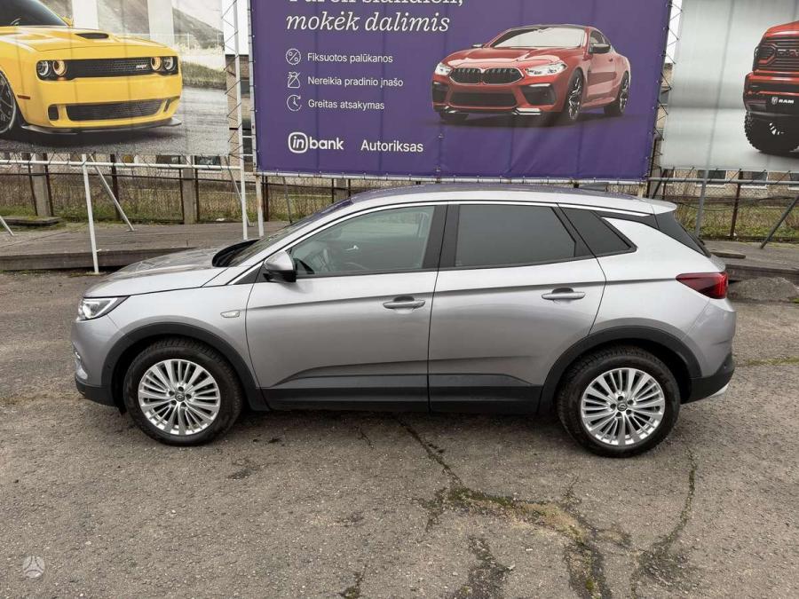 Grey Opel Grandland X 2019 in Klaipeda, with an engine capacity of 2.00 L and mileage of 132 thousand km for 12700 €, photo 3 on AUTOMOTO.COM.LV