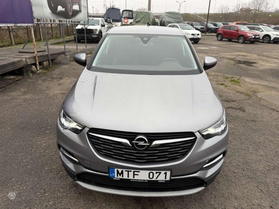 Grey Opel Grandland X 2019 in Klaipeda, with an engine capacity of 2.00 L and mileage of 132 thousand km for 12700 €, photo 7 on AUTOMOTO.COM.LV