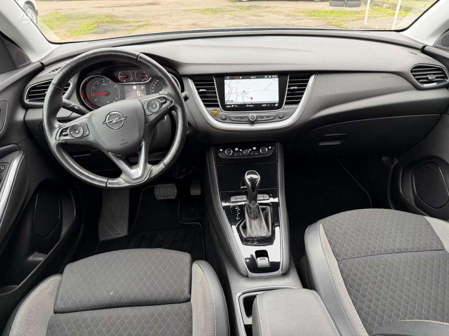 Grey Opel Grandland X 2019 in Klaipeda, with an engine capacity of 2.00 L and mileage of 132 thousand km for 12700 €, photo 15 on AUTOMOTO.COM.LV