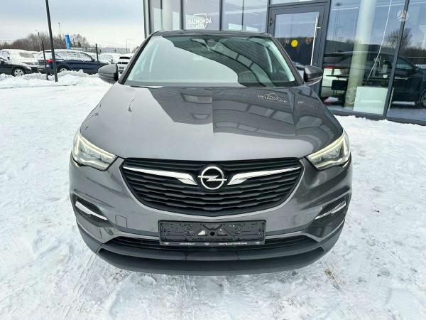 Grey Opel Grandland X 2019 in Kaunas, with an engine capacity of 1.20 L and mileage of 263 thousand km for 8900 €, photo 2 on AUTOMOTO.COM.LV