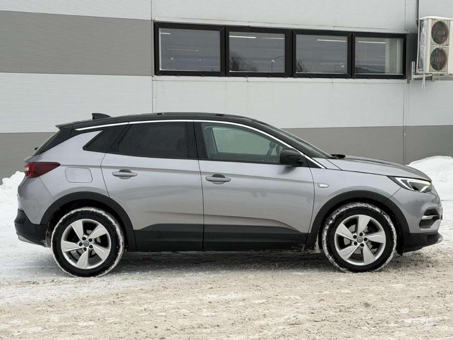 Grey Opel Grandland X 2019 in Siauliai, with an engine capacity of 1.50 L and mileage of 211 thousand km for 11200 €, photo 9 on AUTOMOTO.COM.LV