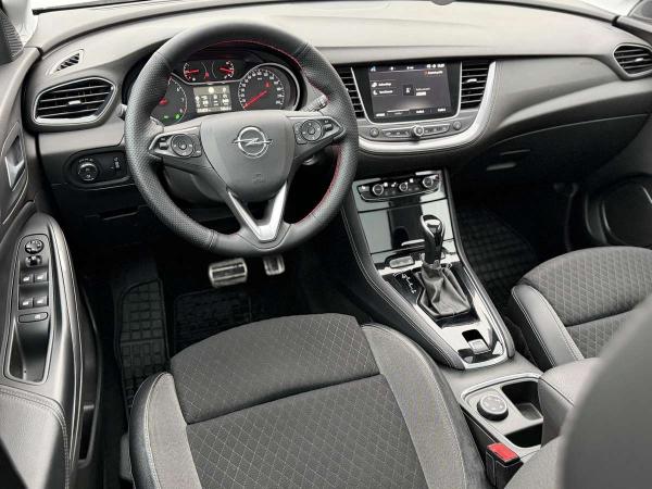 Grey Opel Grandland X 2019 in Siauliai, with an engine capacity of 1.50 L and mileage of 211 thousand km for 11200 €, photo 11 on AUTOMOTO.COM.LV