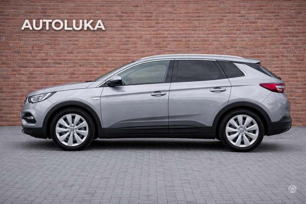 Grey Opel Grandland X 2019 in Marijampole, with an engine capacity of 1.50 L and mileage of 188 thousand km for 13915 €, photo 3 on AUTOMOTO.COM.LV