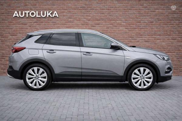 Grey Opel Grandland X 2019 in Marijampole, with an engine capacity of 1.50 L and mileage of 188 thousand km for 13915 €, photo 7 on AUTOMOTO.COM.LV