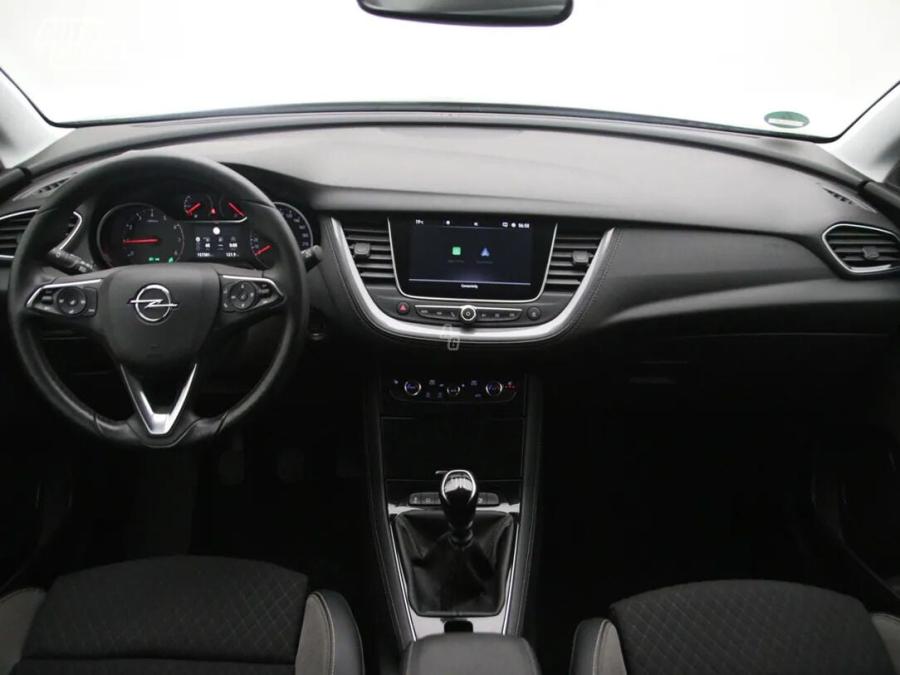 Grey Opel Grandland X 2019 in Vilnius, with an engine capacity of 1.20 L and mileage of 157 thousand km for 10899 €, photo 3 on AUTOMOTO.COM.LV