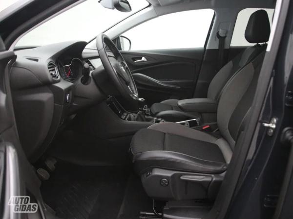 Серый Опель Grandland X 2019 в Вильнюс, объемом двигателя 1.20 л и пробегом 157 тыс. км за 10899 €, фото 4 на AUTOMOTO.COM.LV