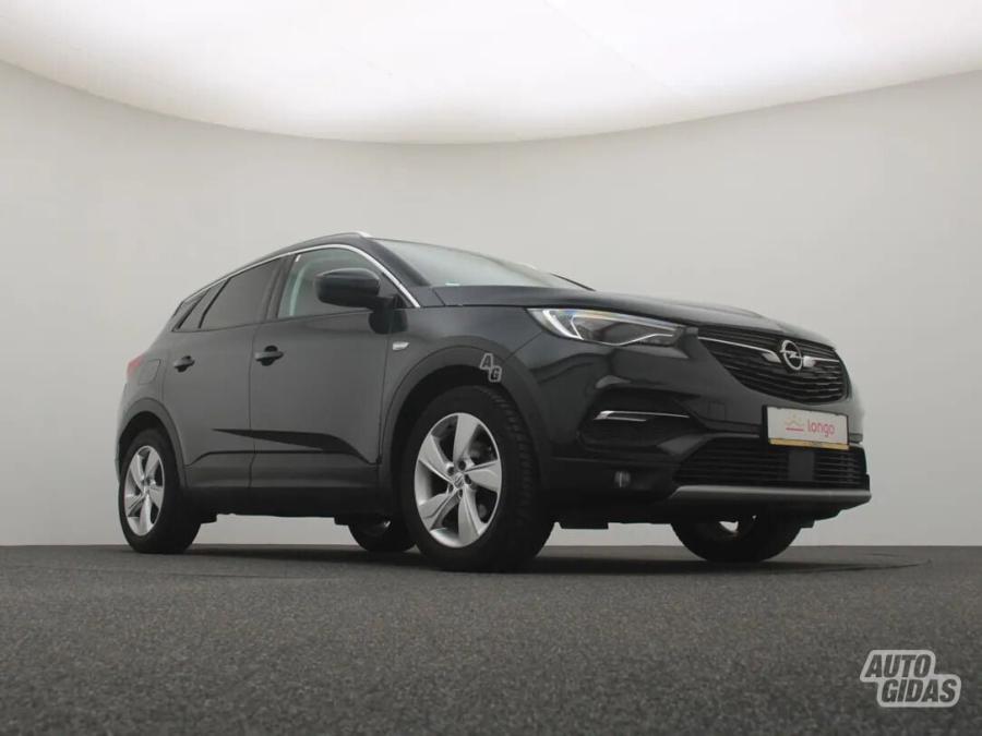Grey Opel Grandland X 2019 in Vilnius, with an engine capacity of 1.20 L and mileage of 157 thousand km for 10899 €, photo 12 on AUTOMOTO.COM.LV