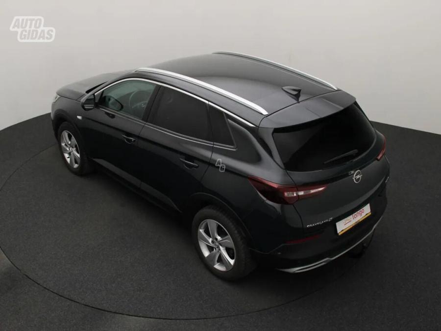Grey Opel Grandland X 2019 in Vilnius, with an engine capacity of 1.20 L and mileage of 157 thousand km for 10899 €, photo 13 on AUTOMOTO.COM.LV
