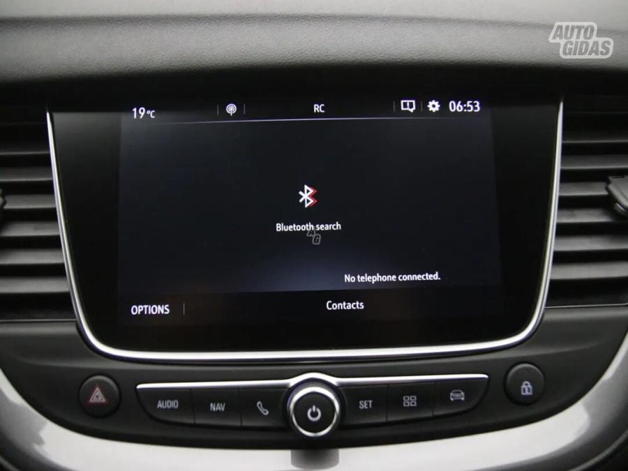Grey Opel Grandland X 2019 in Vilnius, with an engine capacity of 1.20 L and mileage of 157 thousand km for 10899 €, photo 24 on AUTOMOTO.COM.LV
