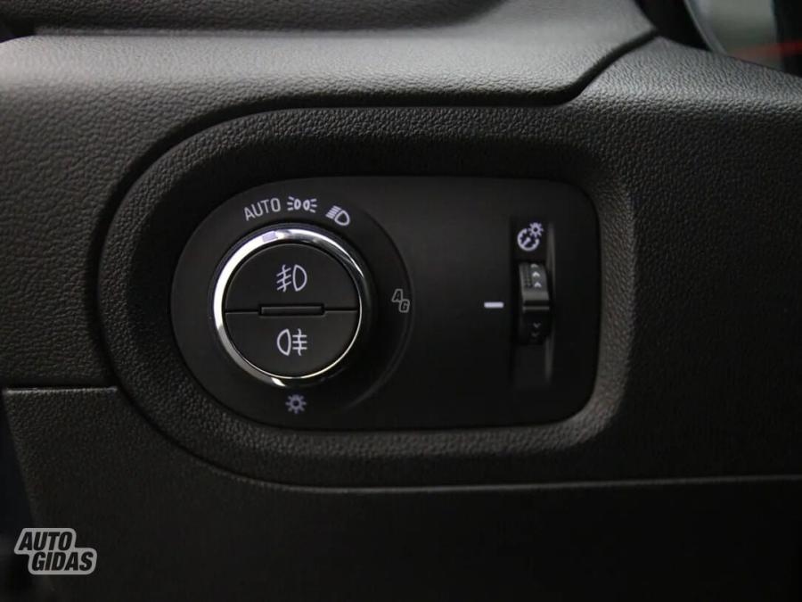 Grey Opel Grandland X 2019 in Vilnius, with an engine capacity of 1.20 L and mileage of 157 thousand km for 10899 €, photo 28 on AUTOMOTO.COM.LV