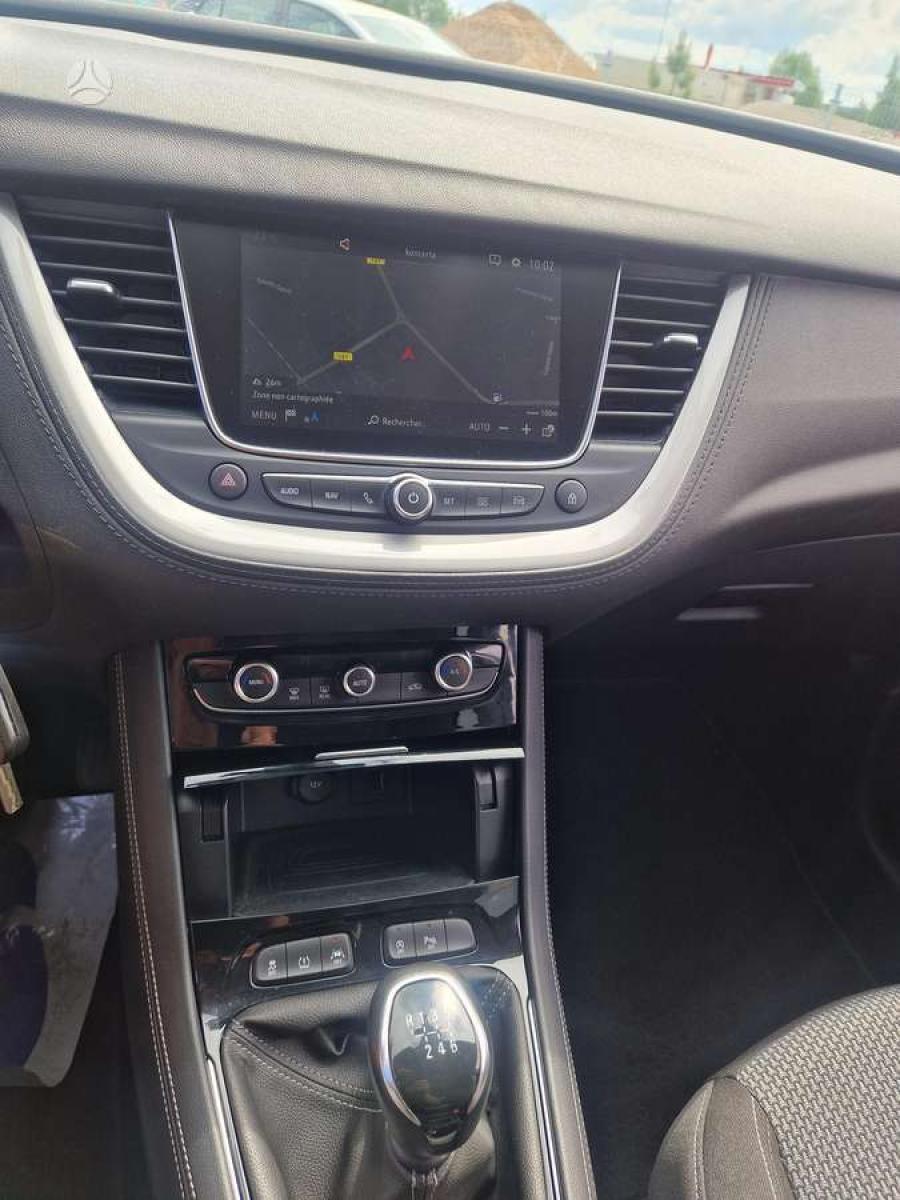 Pelēks Opel Grandland X 2019 Tauragė, ar dzinēja tilpumu 1.20 L un nobraukumu 91 tūkst. km par 8500 €, foto 14 vietnē AUTOMOTO.COM.LV