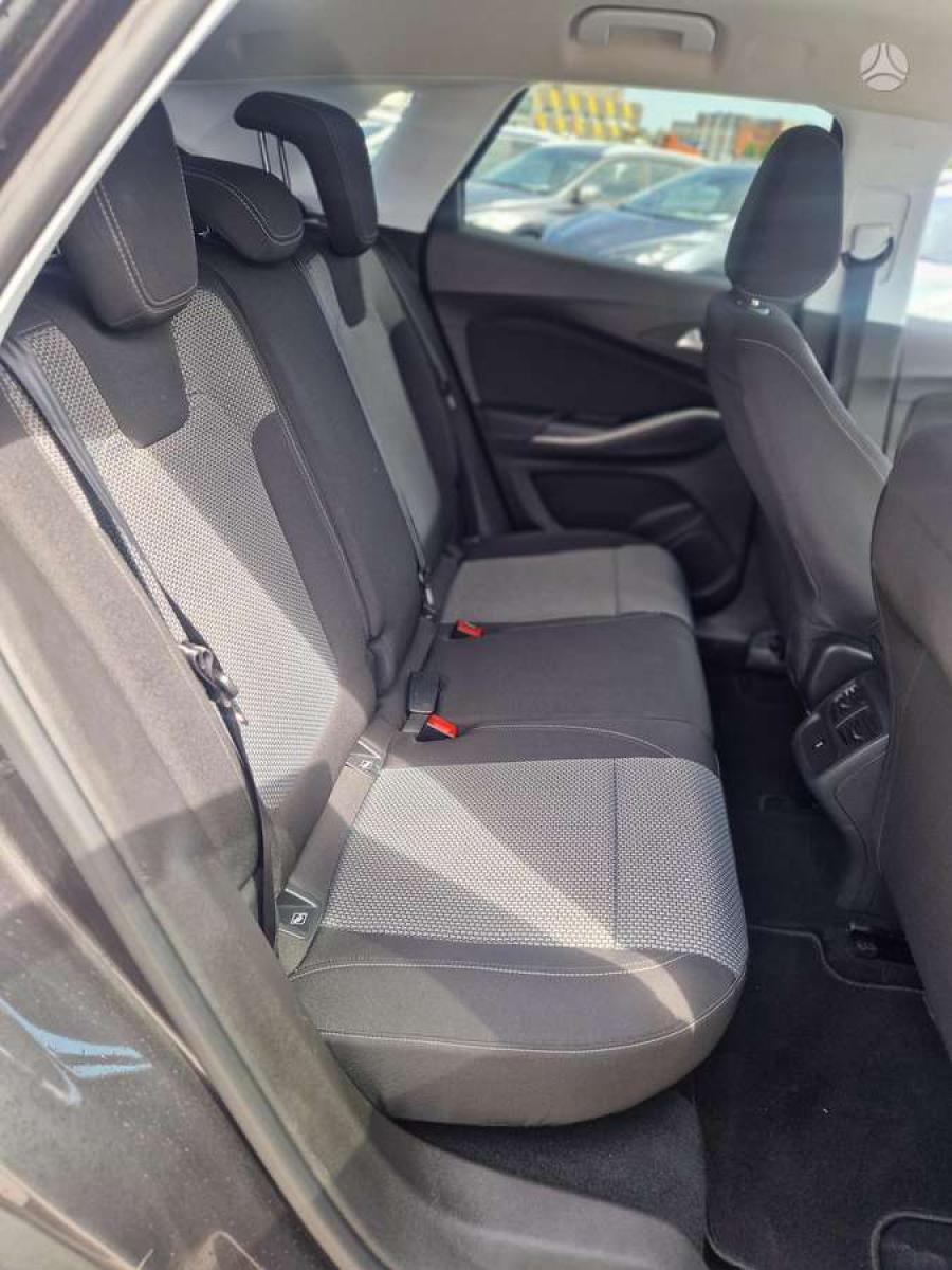 Pelēks Opel Grandland X 2019 Tauragė, ar dzinēja tilpumu 1.20 L un nobraukumu 91 tūkst. km par 8500 €, foto 18 vietnē AUTOMOTO.COM.LV