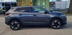 Серый Опель Grandland X 2019 в Елгава, объемом двигателя 1.20 л и пробегом 130 тыс. км за 10990 €, фото 7 на AUTOMOTO.COM.LV