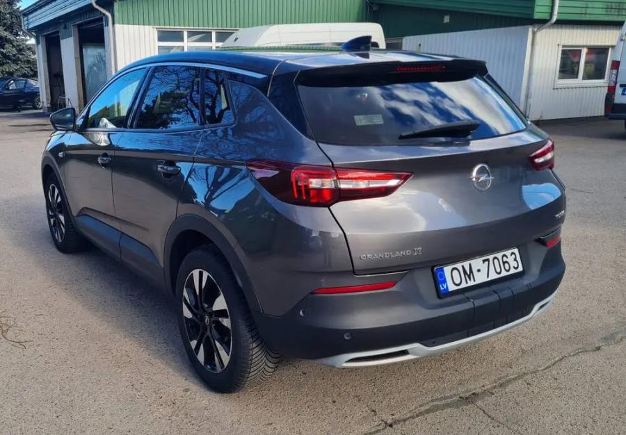 Серый Опель Grandland X 2019 в Елгава, объемом двигателя 1.20 л и пробегом 130 тыс. км за 10990 €, фото 8 на AUTOMOTO.COM.LV