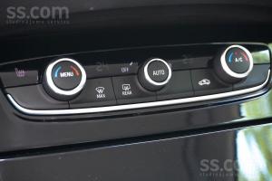 Grey Opel Grandland X 2019 in Riga, with an engine capacity of 1.20 L and mileage of 213 thousand km for 9490 €, photo 18 on AUTOMOTO.COM.LV