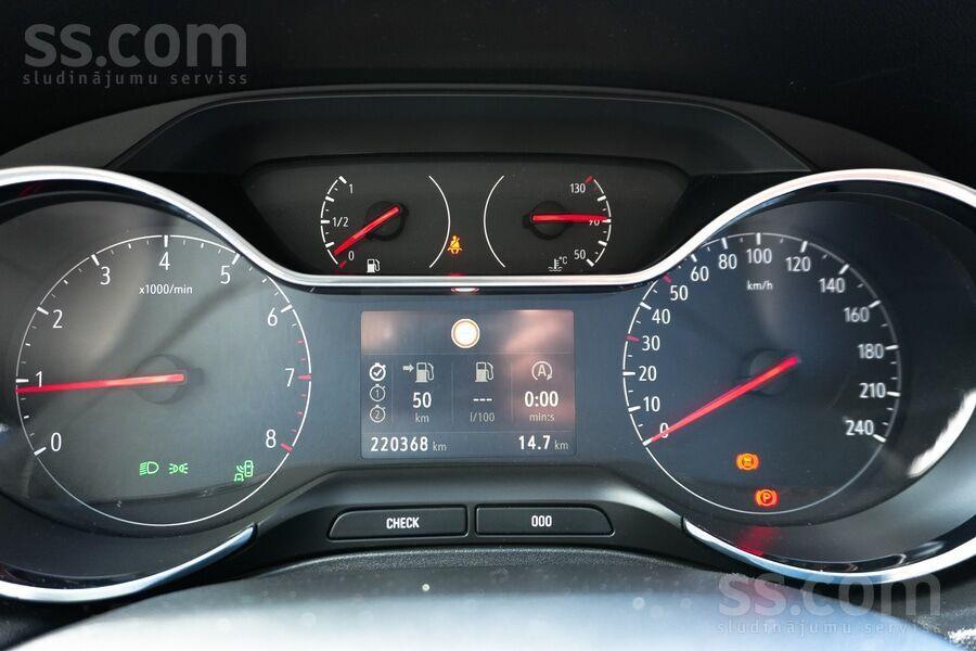 Grey Opel Grandland X 2019 in Riga, with an engine capacity of 1.20 L and mileage of 213 thousand km for 9490 €, photo 21 on AUTOMOTO.COM.LV