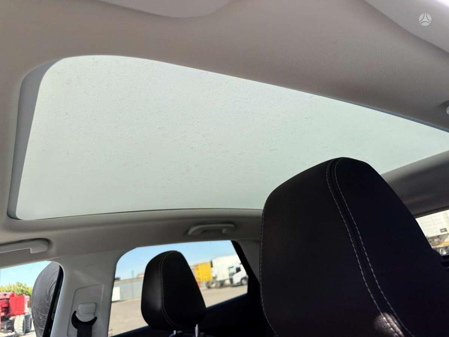 Grey Opel Grandland X 2019 in Utena, with an engine capacity of 1.20 L and mileage of 190 thousand km for 5990 €, photo 7 on AUTOMOTO.COM.LV