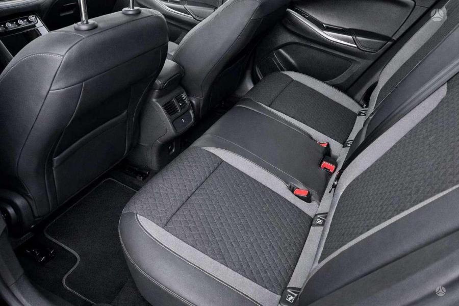 Pelēks Opel Grandland X 2019 Marijampole, ar dzinēja tilpumu 1.50 L un nobraukumu 188 tūkst. km par 13915 €, foto 20 vietnē AUTOMOTO.COM.LV