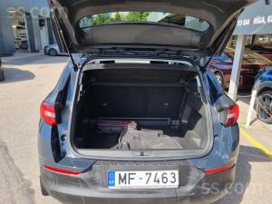 Pelēks Opel Grandland X 2019 Rīga, ar dzinēja tilpumu 1.20 L un nobraukumu 85 tūkst. km par 11700 €, foto 6 vietnē AUTOMOTO.COM.LV