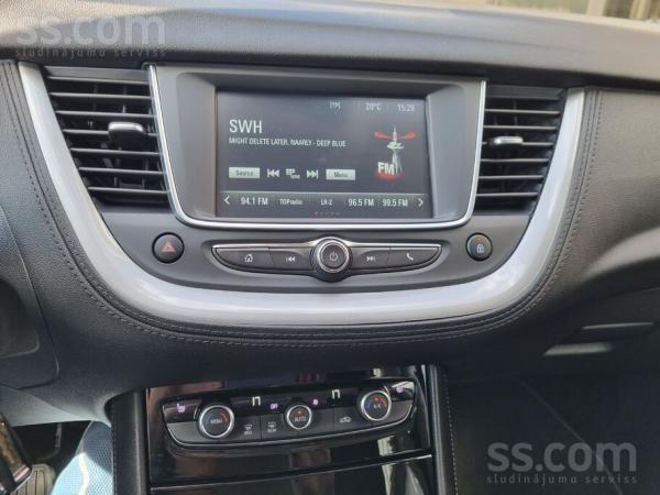 Серый Опель Grandland X 2019 в Рига, объемом двигателя 1.20 л и пробегом 85 тыс. км за 11700 €, фото 10 на AUTOMOTO.COM.LV