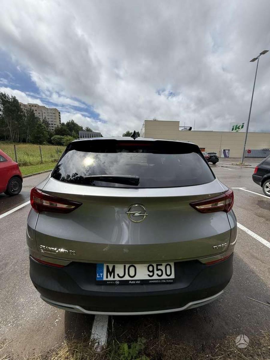 Grey Opel Grandland X 2019 in Vilnius, with an engine capacity of 1.20 L and mileage of 163 thousand km for 9250 €, photo 6 on AUTOMOTO.COM.LV