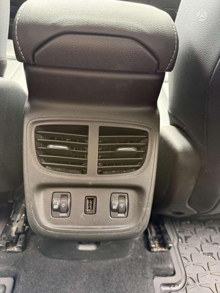 Grey Opel Grandland X 2019 in Vilnius, with an engine capacity of 1.20 L and mileage of 163 thousand km for 9250 €, photo 13 on AUTOMOTO.COM.LV