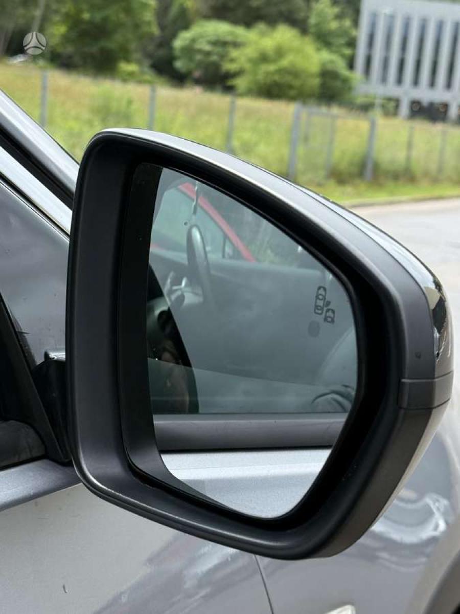 Grey Opel Grandland X 2019 in Vilnius, with an engine capacity of 1.20 L and mileage of 163 thousand km for 9250 €, photo 14 on AUTOMOTO.COM.LV
