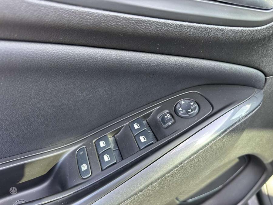 Pelēks Opel Grandland X 2019 Marijampole, ar dzinēja tilpumu 1.50 L un nobraukumu 199 tūkst. km par 8950 €, foto 14 vietnē AUTOMOTO.COM.LV